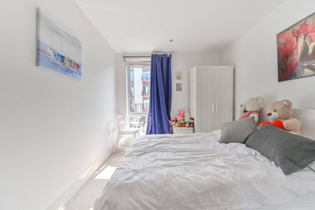 No 1 Street, Woolwich, London SE18, 1 bed flat to rent, £1,850 pcm ...