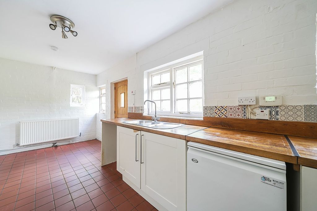 Wells Terrace, Cheriton Fitzpaine EX17, 3 bed cottage for sale, £ ...