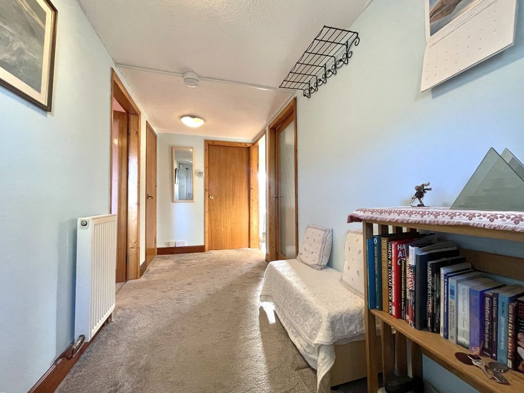 57 Cash Feus, Strathmiglo KY14, 1 bed flat for sale, £95,000 ...