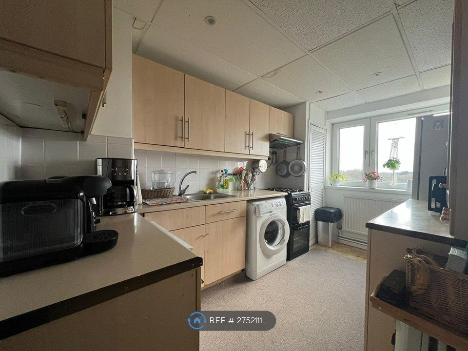 Westmark Point, London SW15, 2 bed flat to rent, £1,650 pcm | PrimeLocation