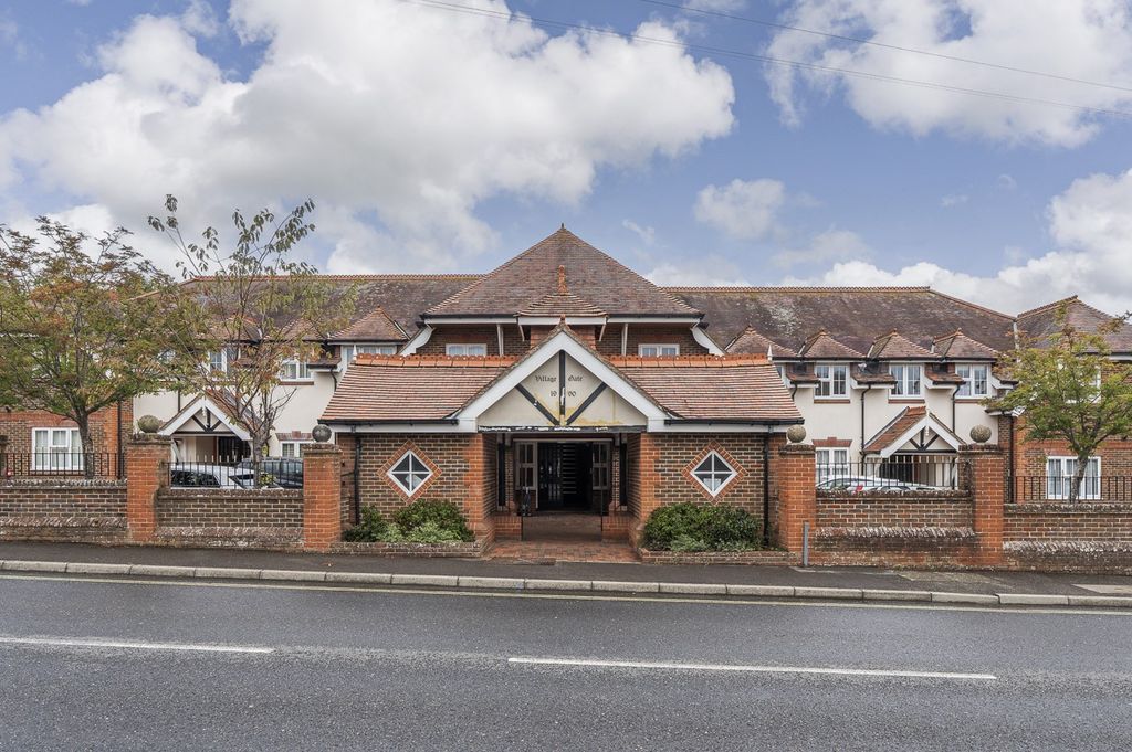 Southampton Hill, Fareham PO14, 1 bed flat for sale, £175,000 ...