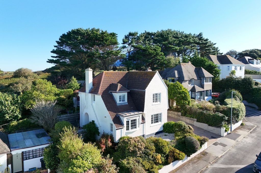 Tredynas Road, Falmouth TR11, 4 bed detached house for sale, £1,000,000 ...