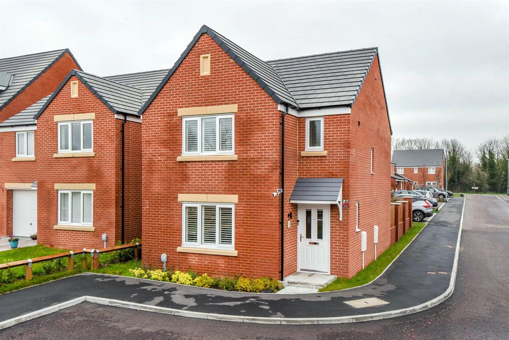 Navigation Way, Hesketh Bank, Preston PR4, 3 bed detached house for ...