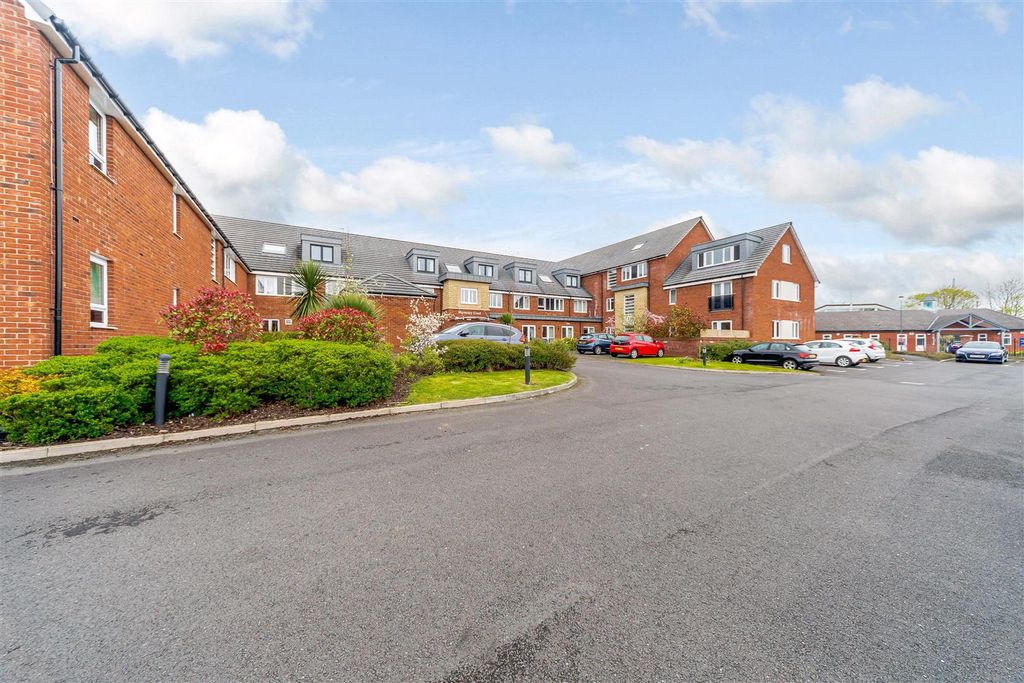 Waverley Court, Waverley Gardens, Carlisle CA3, 1 bed flat for sale, £ ...