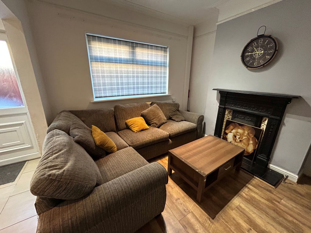 Orleans Road, Liverpool L13, 3 bed property to rent, £1,300 pcm ...