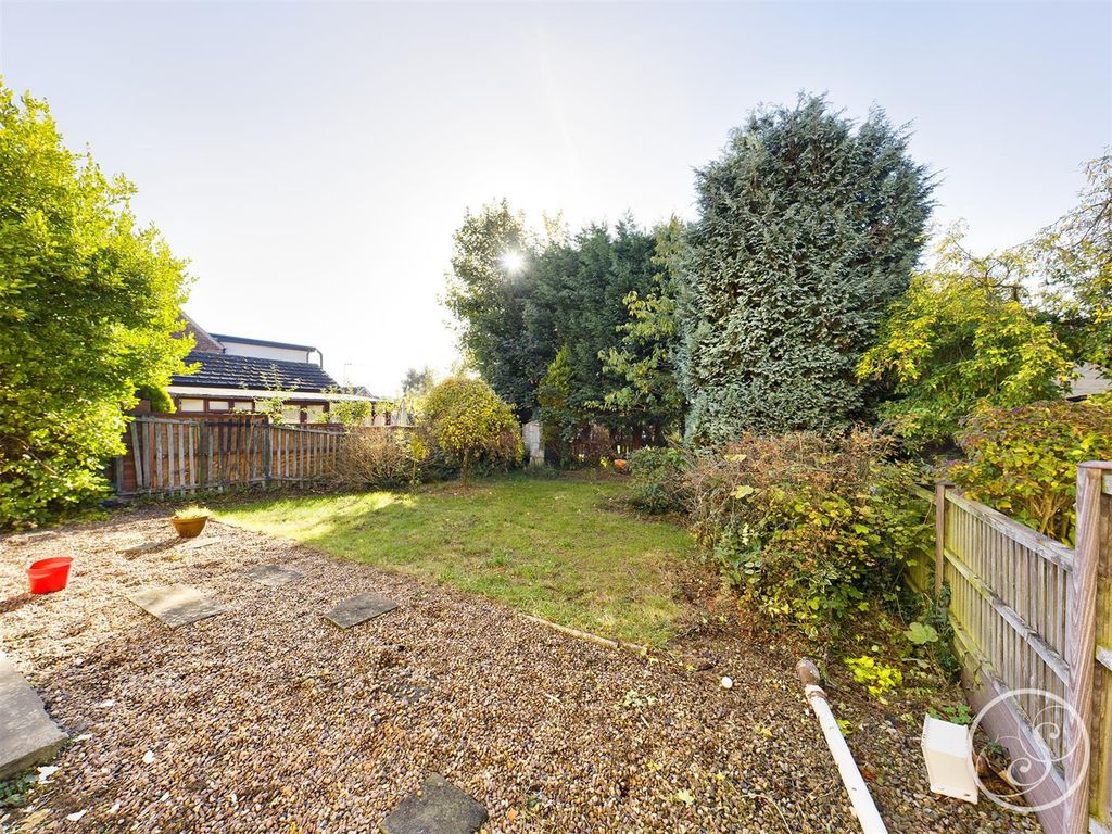 The Grange, Selby Road, Whitkirk, Leeds LS15, 2 bed flat to rent, £850 ...