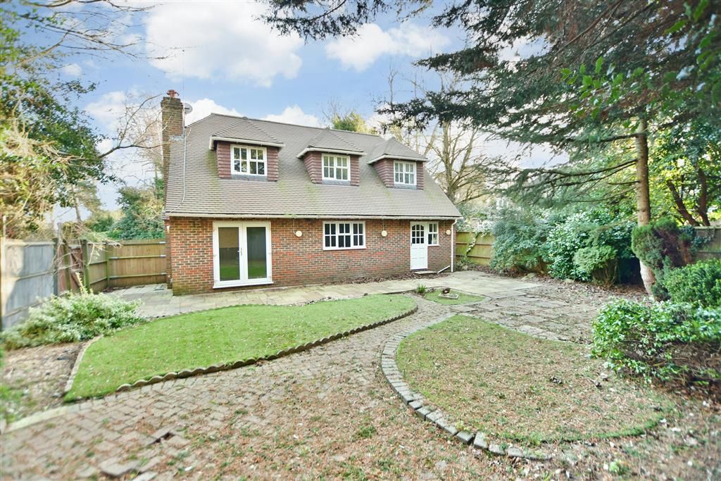The Street, Hartlip, Sittingbourne, Kent ME9, 3 bed detached house for ...