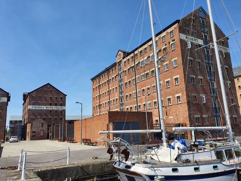 Vinings Warehouse, Gloucester Docks GL1, 1 bed flat for sale, £168,000 ...