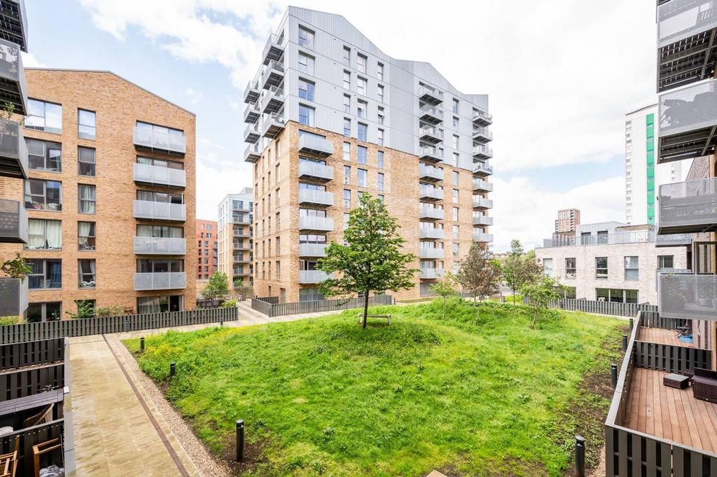 Grove Street, London SE8, 1 bed flat to rent, £1,950 pcm | PrimeLocation