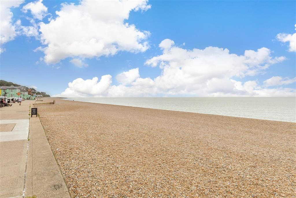 Sandgate High Street, Sandgate, Folkestone, Kent CT20, 1 bed flat for ...