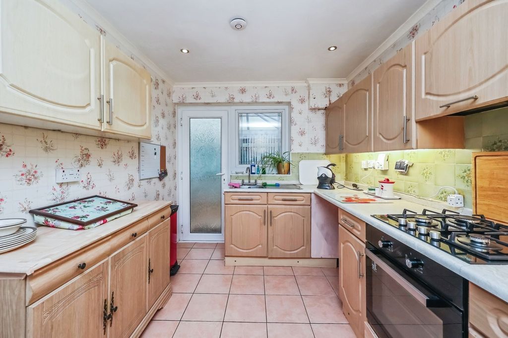 Fleam Road, Nottingham, Nottinghamshire NG11, 3 bed bungalow for sale ...