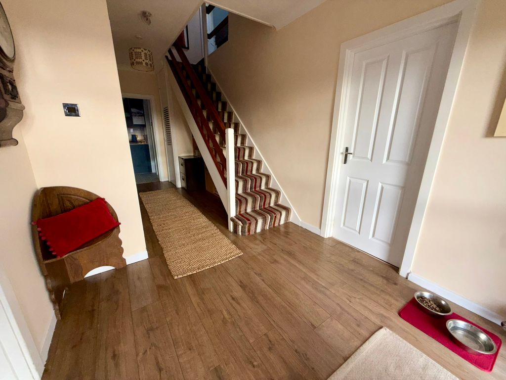 Padarn Crescent, Aberystwyth SY23, 3 bed detached bungalow for sale, £ ...