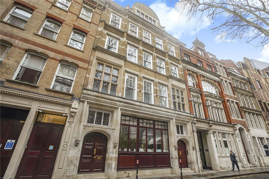 Little Britain, London EC1A, 1 bed flat for sale, £595,000 | PrimeLocation