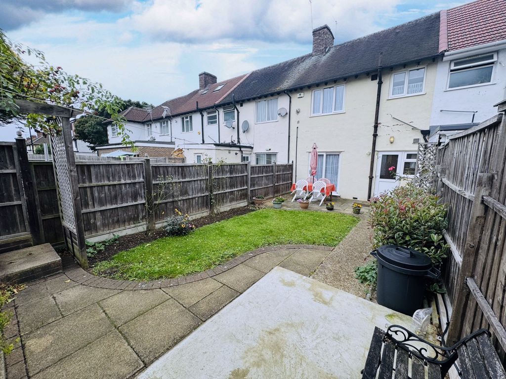 Mandeville Road, Northolt UB5, 3 bed terraced house for sale, £525,000 ...