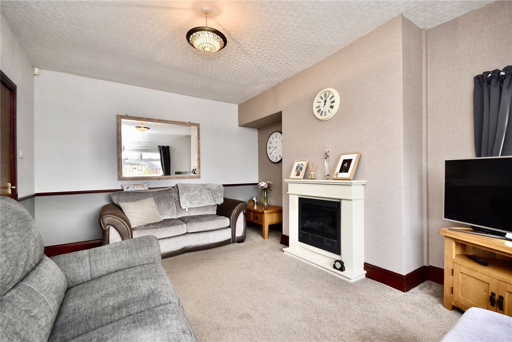 Moor Street, Shaw, Oldham, Greater Manchester OL2, 3 bed semi-detached house for sale, £260,000 ...