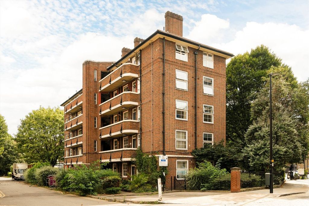 St. Katharines Way, Wapping E1W, 1 bed flat for sale, £350,000 ...