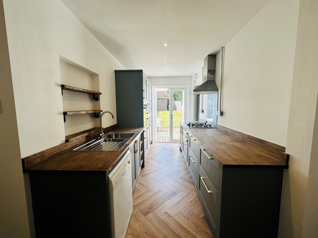 Henry Street, Nottingham NG5, 2 bed terraced house to rent, £1,000 pcm ...