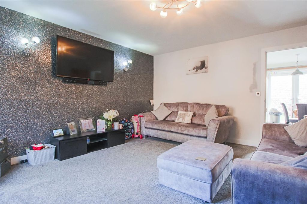 Bilberry Place, Rossendale BB4, 3 bed semi-detached house for sale, £ ...