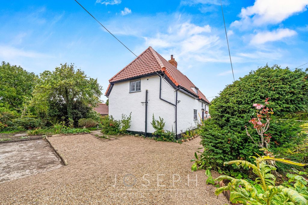 Mill Road, Buxhall IP14, 3 bed detached house for sale, £495,000 ...