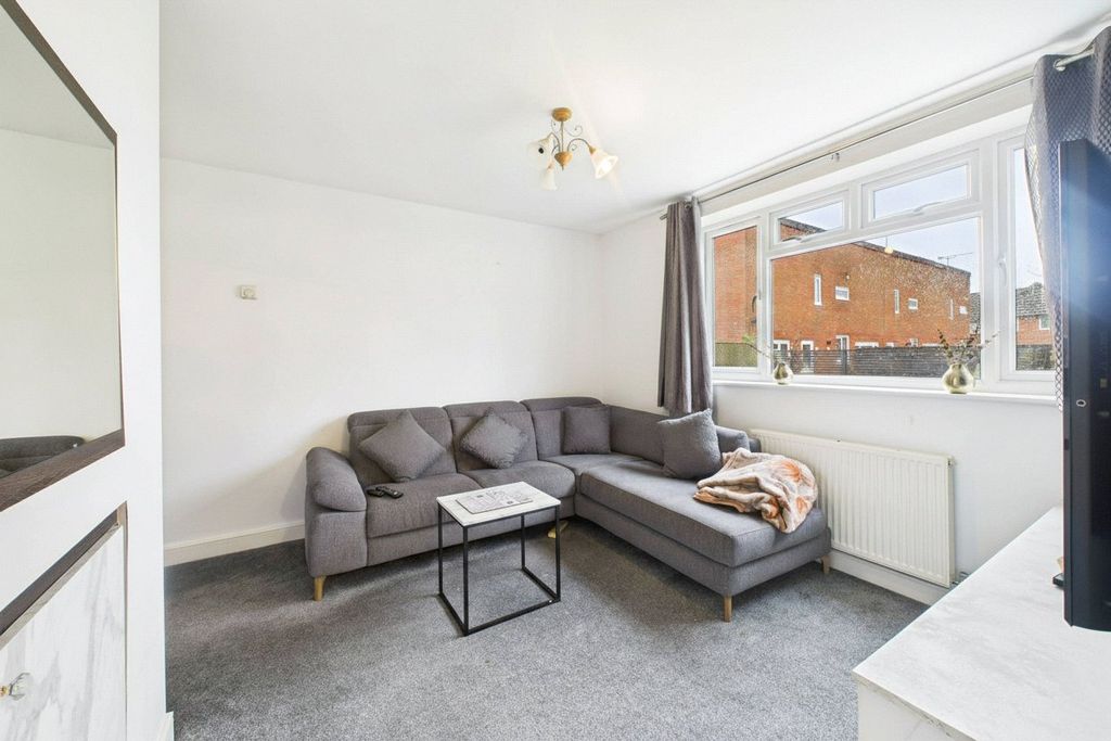 Valon Road, Arborfield, Reading, Berkshire RG2, 2 bed end terrace house ...