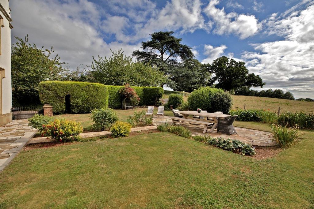 Peamore House, Alphington, Exeter, Devon EX2, 7 bed semi-detached house ...