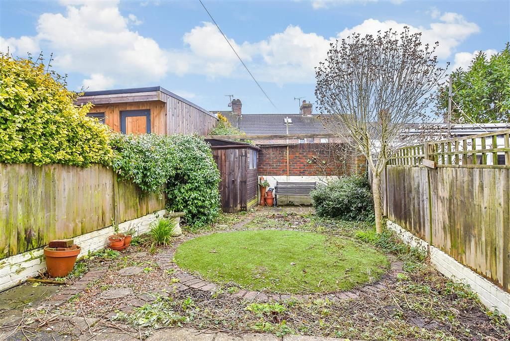 Pembury Grove, Tonbridge, Kent TN9, 3 bed semi-detached house for sale ...