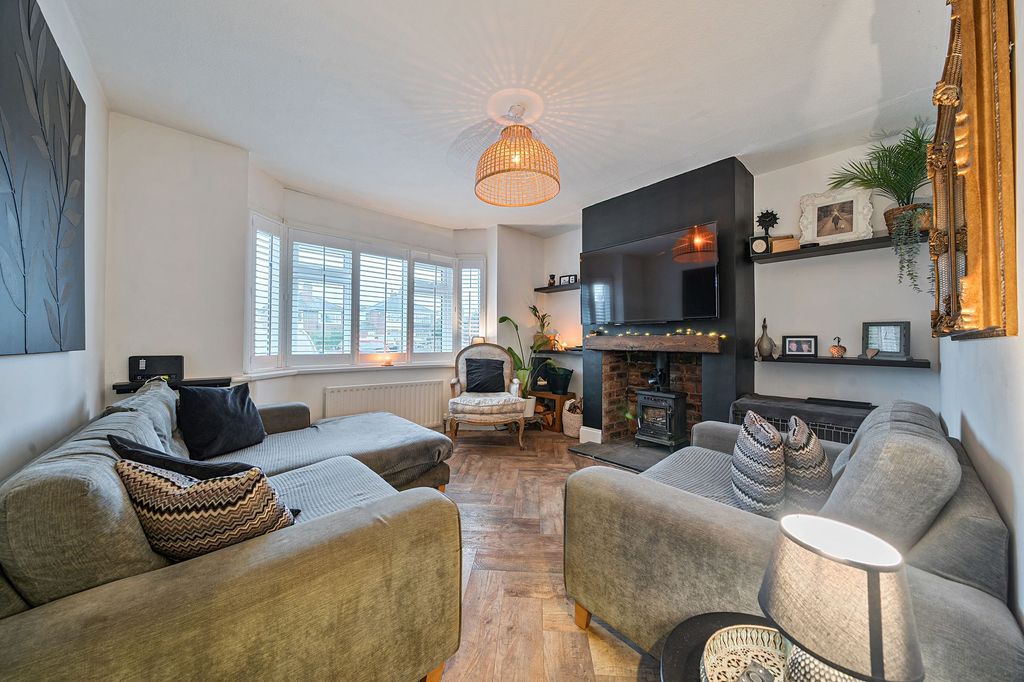 Greenfields Avenue, Harrogate HG2, 2 bed semi-detached house for sale ...