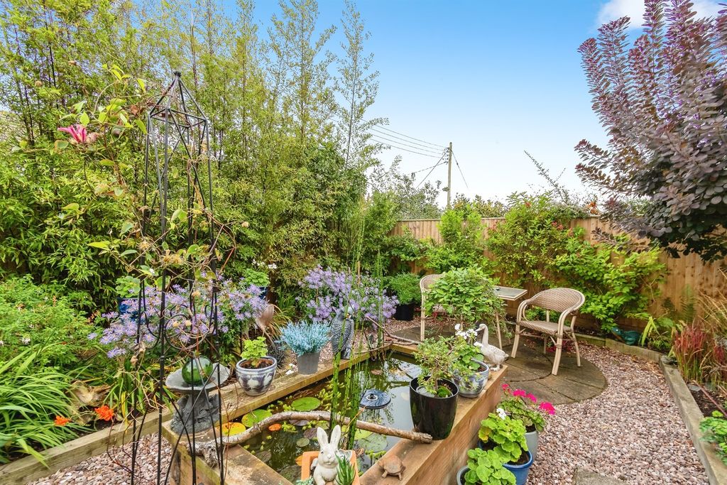 St. Anns Close, Southwick, Trowbridge BA14, 2 bed semi-detached ...