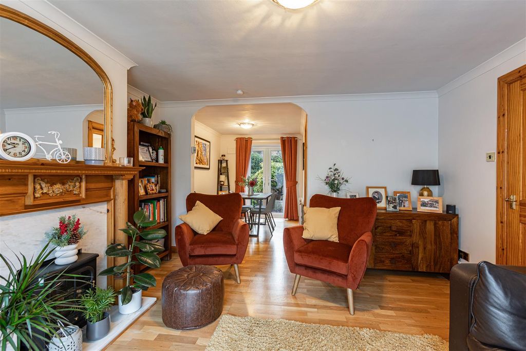 3 Brewster Place Gattonside TD6, 2 bed semi-detached house for sale, £ ...