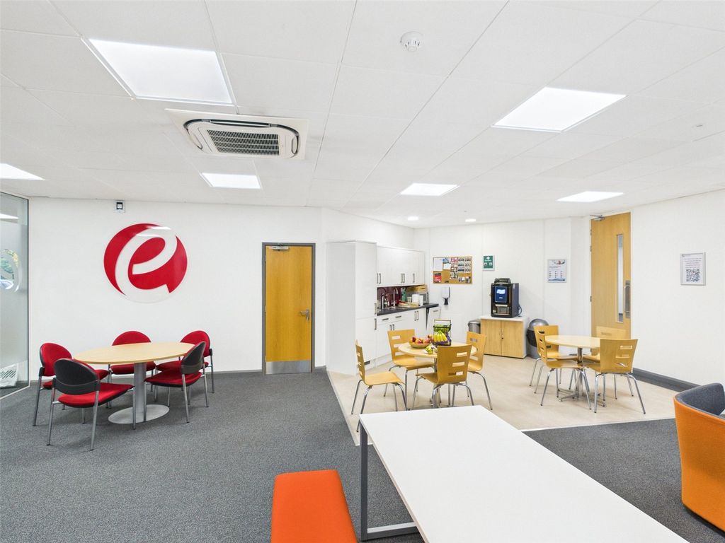 Kettering Parkway, Kettering Venture Park, Kettering NN15, Office for ...