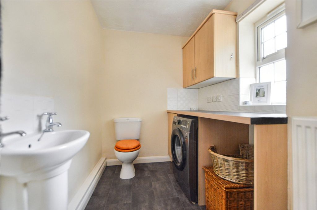 Wakefield Road, Rothwell, Leeds, West Yorkshire LS26, 4 bed detached ...