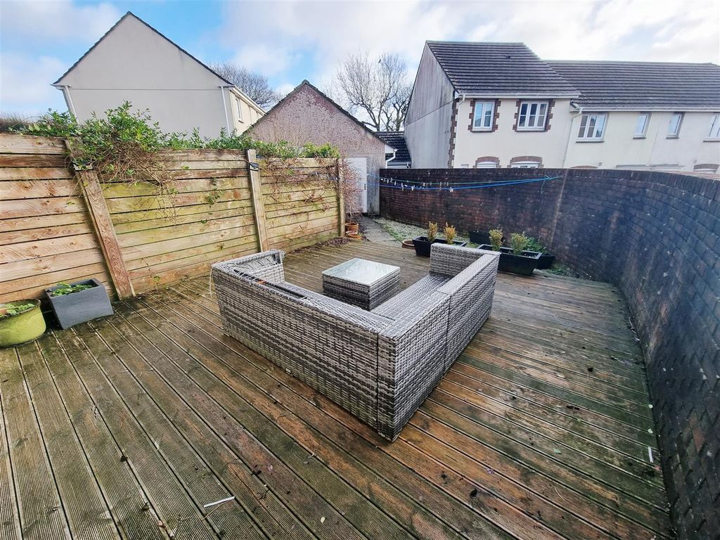 Robin Drive, Launceston PL15, 3 bed property for sale, £229,950 ...