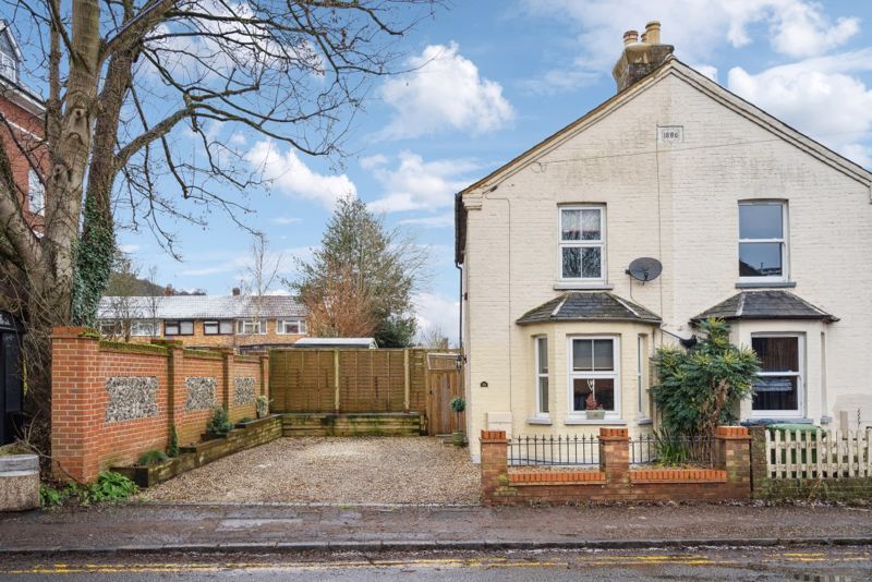 Station Road, Loudwater HP10, 2 bed semi-detached house to rent, £1,695 ...