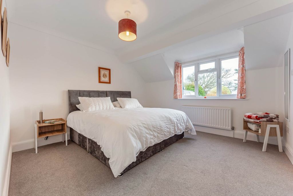 Earnley Manor Close, Earnley, West Sussex PO20, 4 bed detached bungalow ...