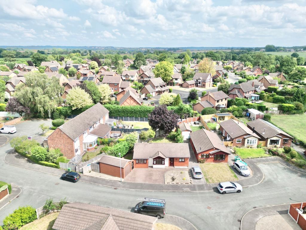 The Furlong, Yarnfield ST15, 3 bed property for sale, £280,000 ...