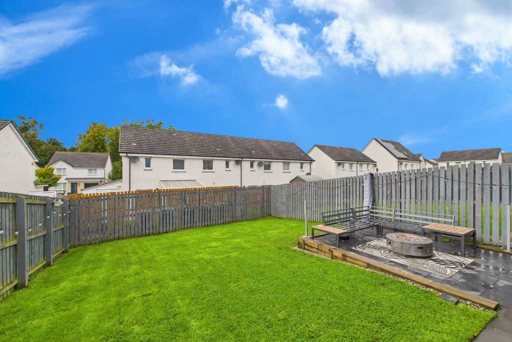 Springbank Gardens, Parkhead G31, 2 bed semi-detached house for sale, £ ...