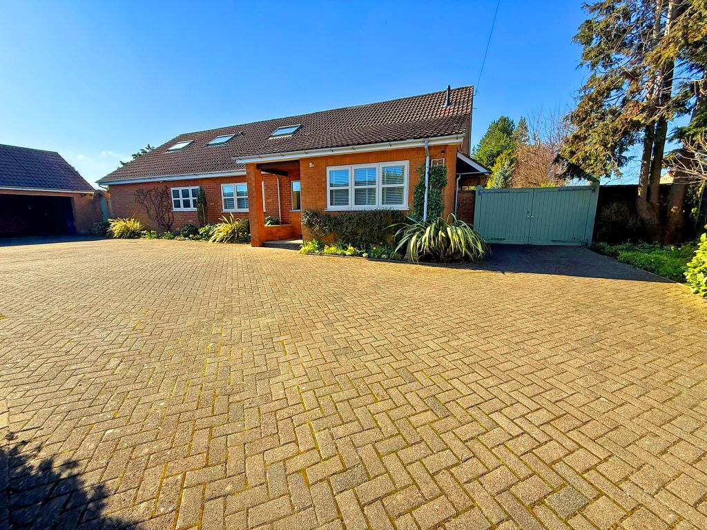 High Street, Burniston, Scarborough YO13, 6 bed detached house for sale ...