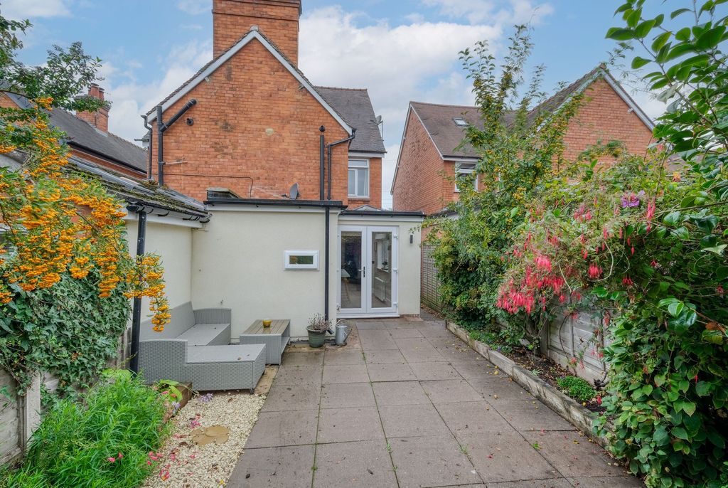 Alcester Road, Lickey End B60, 2 bed semi-detached house for sale, £ ...