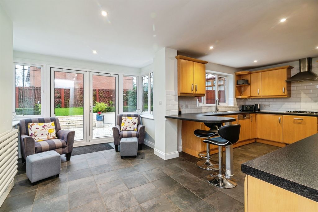 The Green, Carlton, Nottingham NG4, 4 bed detached house for sale, £ ...