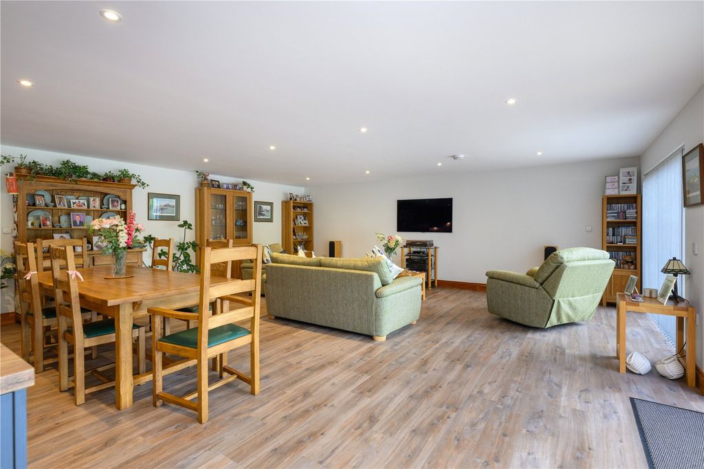 The Paddock, Charleton, Colinsburgh, Leven KY9, 6 bed detached house ...