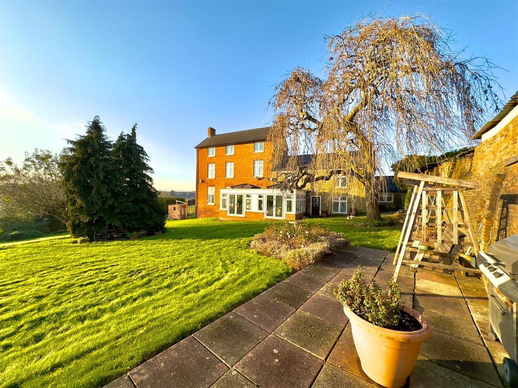 Spring House Farm, Calow, Chesterfield S44, 6 bed detached house for ...