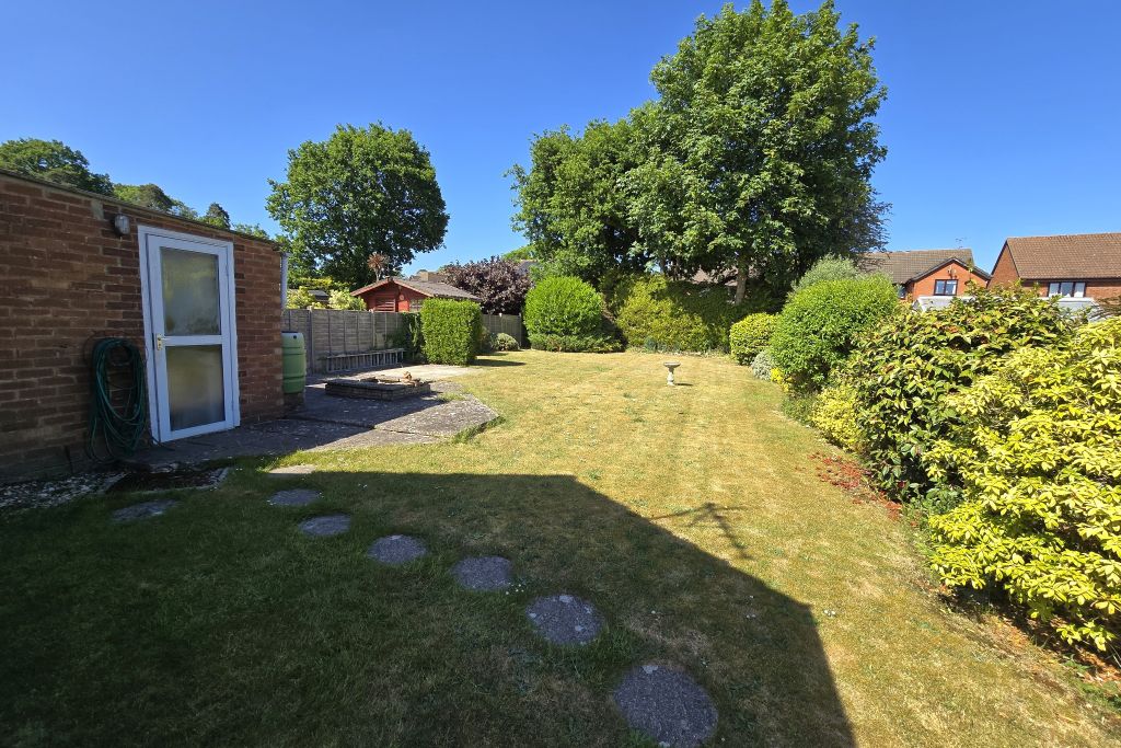 Barnbrook Road, Sarisbury Green SO31, 3 bed bungalow for sale, £400,000 ...