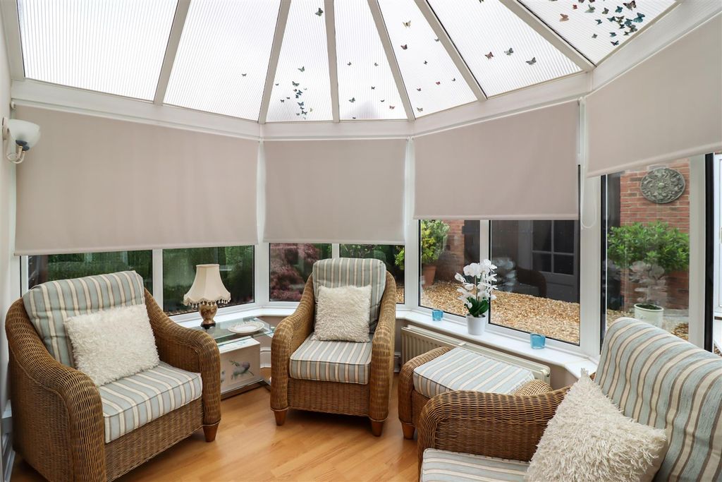 Brigg Road, South Kelsey LN7, 4 bed detached house for sale, £435,000 ...