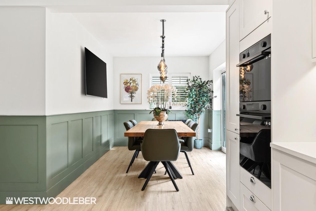 St. Catherines Road, Broxbourne EN10, 4 bed detached house for sale, £ ...