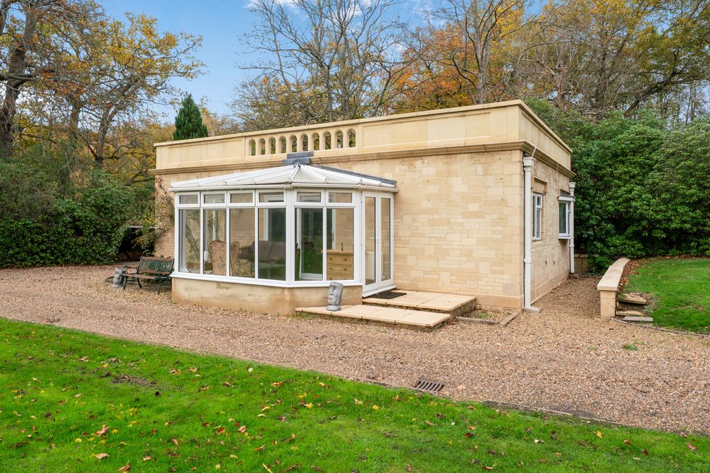 Mill Lane, Ascot SL5, 9 bed detached house for sale, £20,000,000 ...