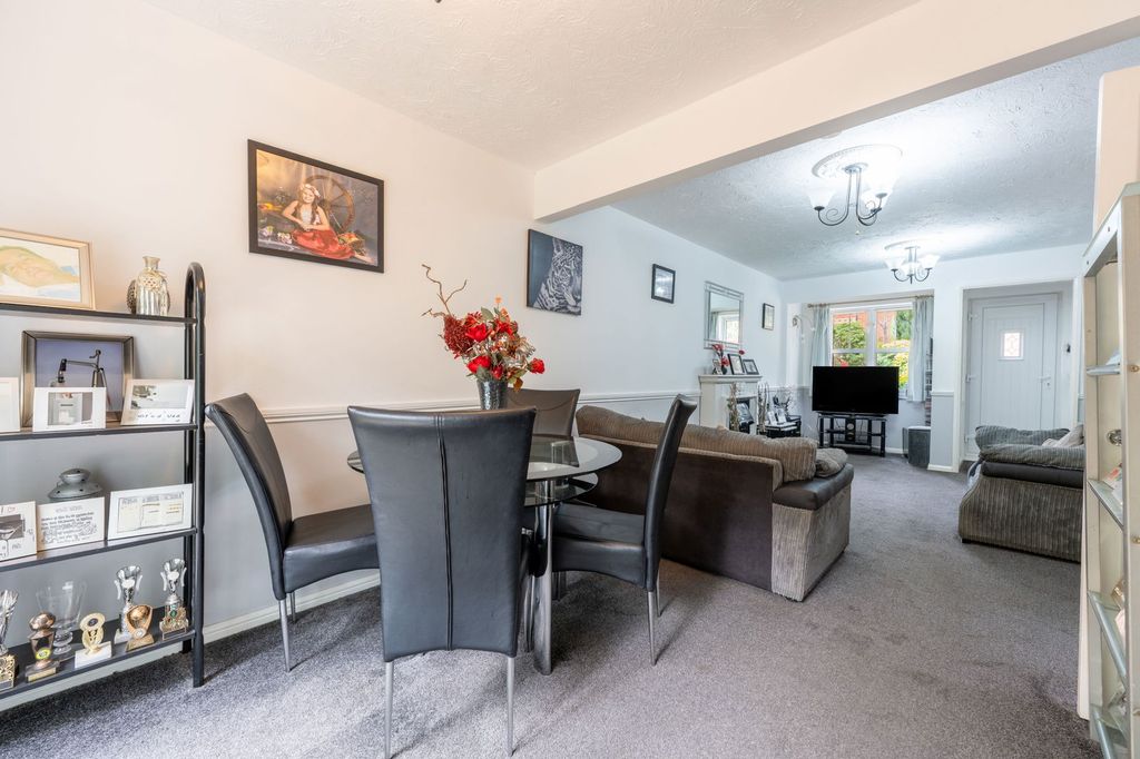 Bevan Close, Waterside Park, Woolston, Southampton SO19, 3 bed semi ...