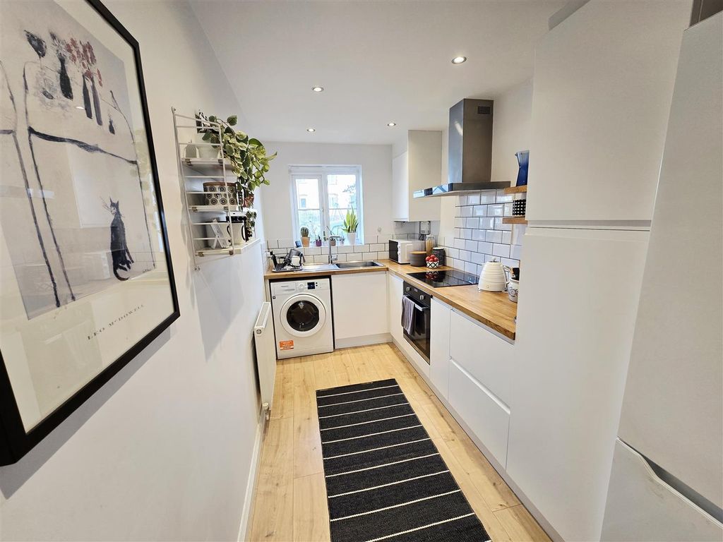 Robin Drive, Launceston PL15, 3 bed property for sale, £229,950 ...