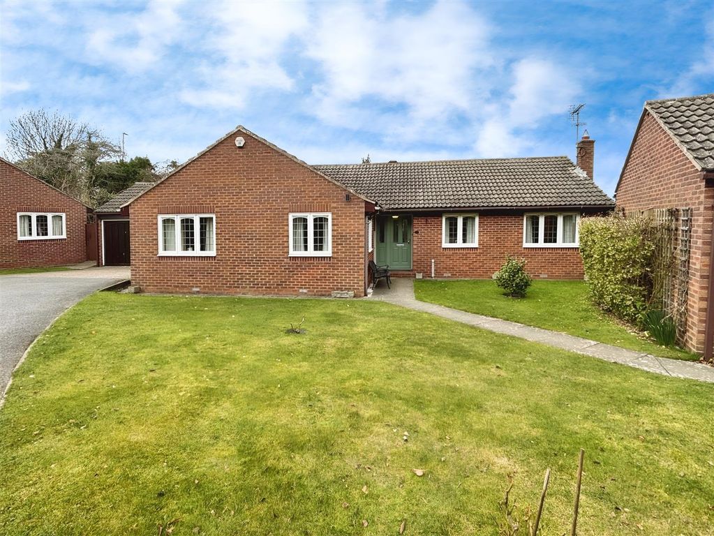 Primrose Close, Chatham ME4, 4 bed detached bungalow for sale, £599,995 ...