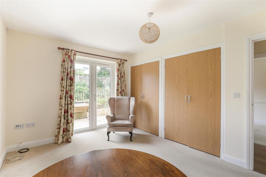 Butt Street, Minchinhampton, Stroud GL6, 2 bed bungalow for sale, £435,000 | PrimeLocation