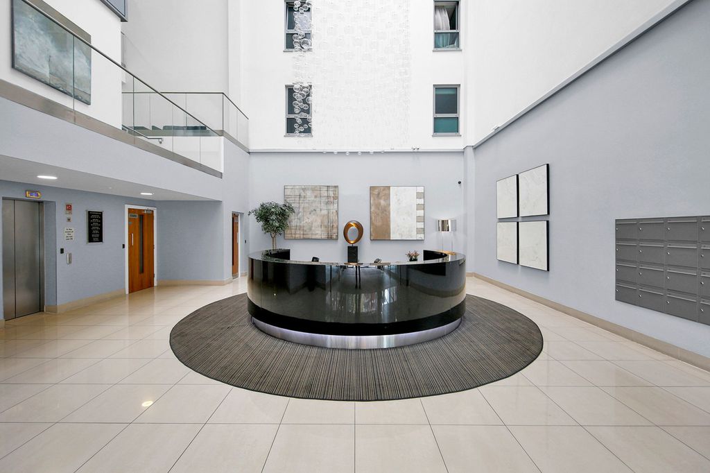 Rochester Row, London SW1P, 2 bed flat for sale, £775,000 | PrimeLocation